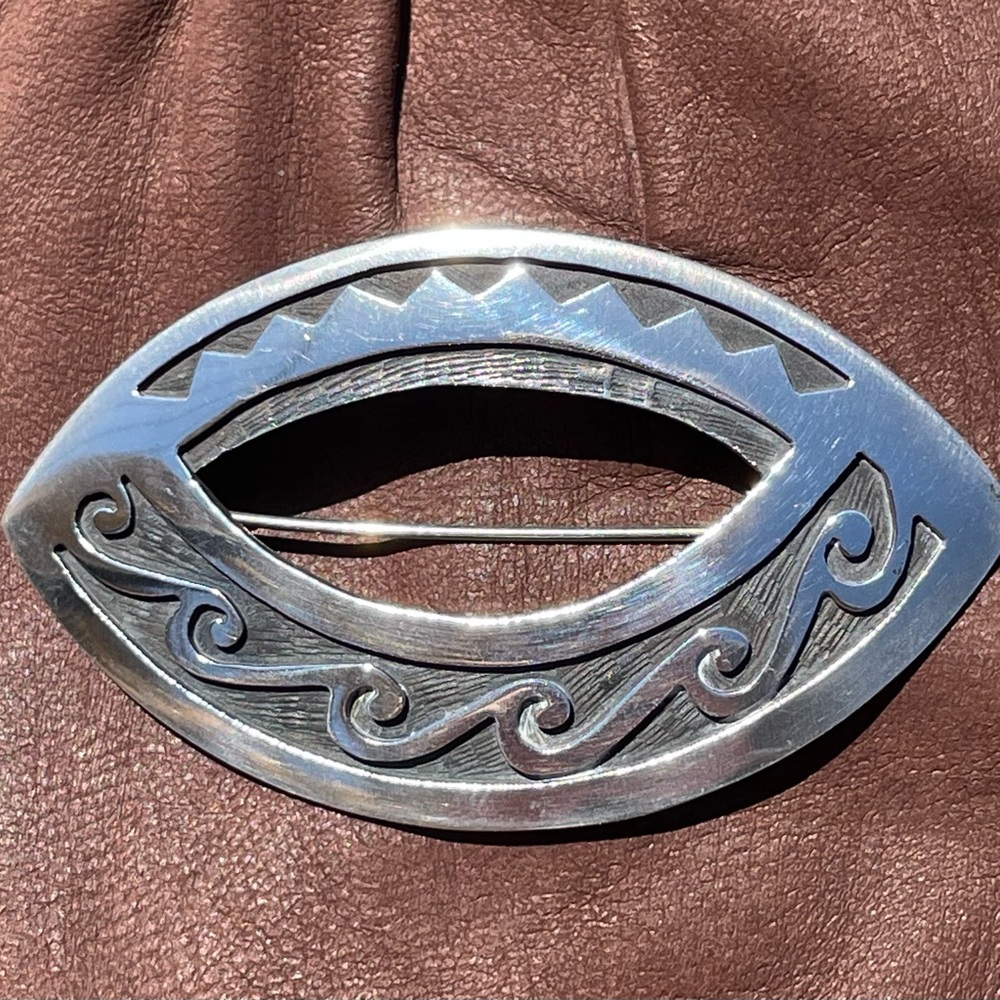 1960s Vintage Hopi Sterling Silver Overlay Pin - Gem